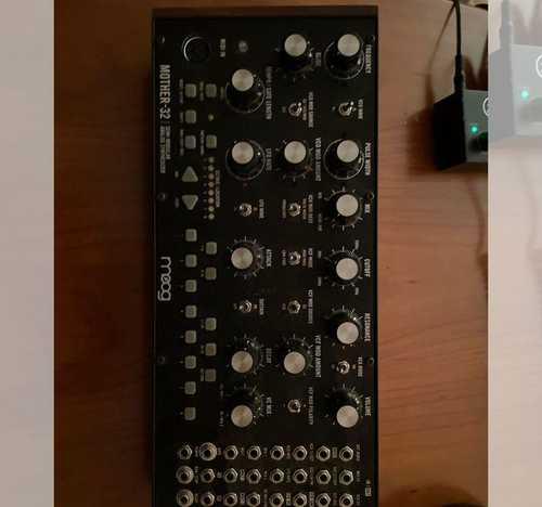 Moog mother 32