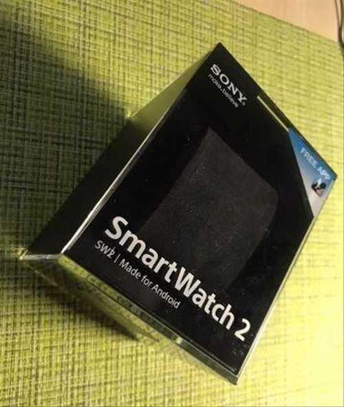 Коробка от умных часов Sony Smart Watch 2
