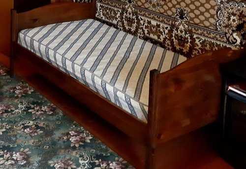 Кровать деревянная с матрасом