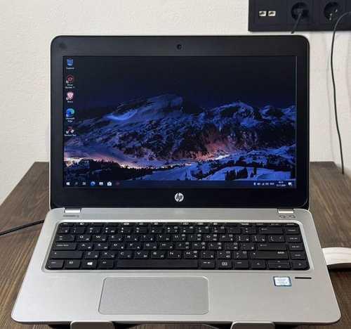 Ноутбук HP i3-7100U/8gb/SSD 256gb/14.1