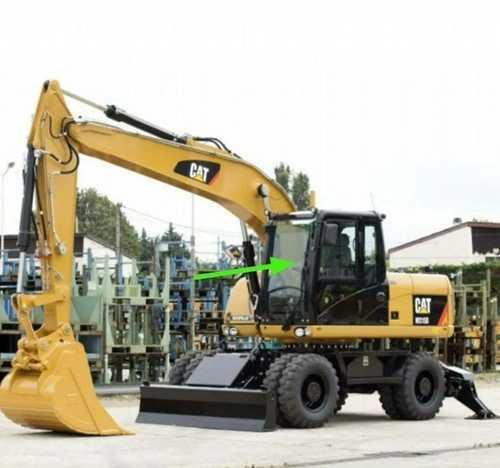 Стекло лобовое на Caterpillar 325 DL