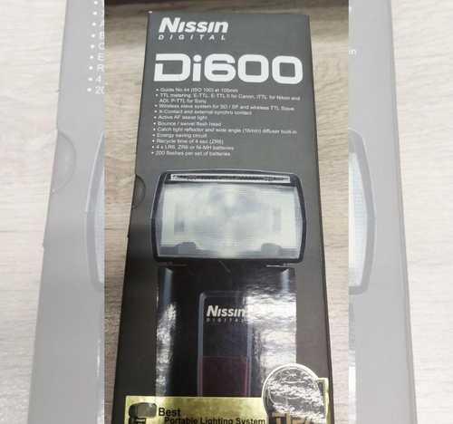 Фотовспышка Nissin Di-600 for Nikon