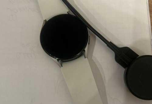 Смарт-часы Samsung Galaxy Watch4 40мм
