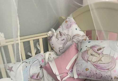 Бортики подушки в детскую кроватку