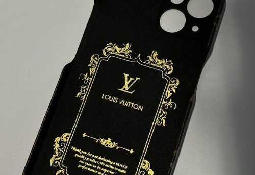 Чехол Louis Vuitton на айфон 13