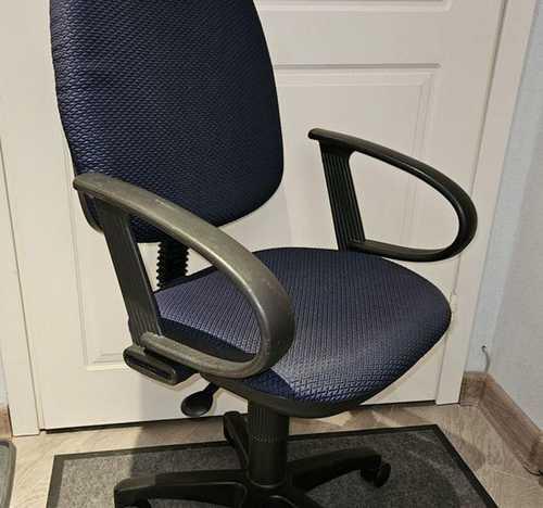 Офисное кресло IKEA Helge