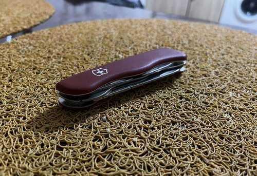 Нож Victorinox Forester Red