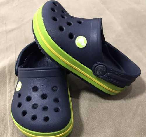 Crocs детские размер c5 (EUR20-21)