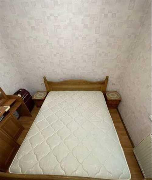 Кровать двуспальная с матрасом бу