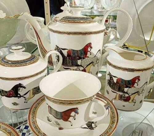 Коллекция посуды из фарфора Лошади Lefard Лефард