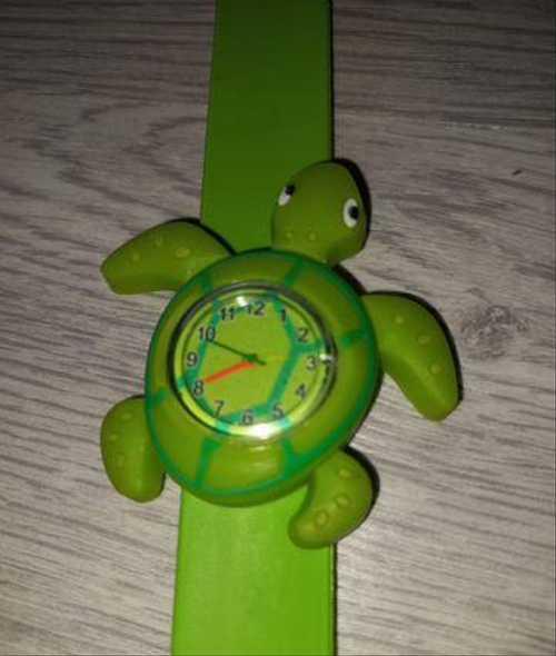 Детские силиконовые часы Slap on watch