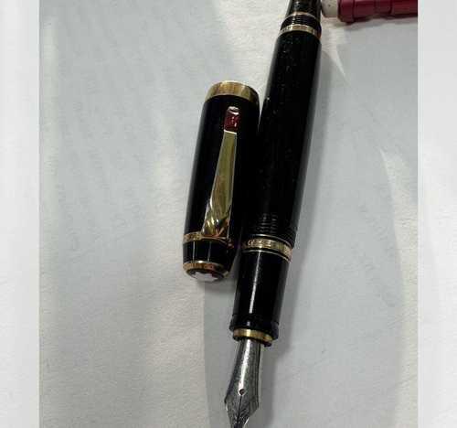 Montblanc перьевая ручка