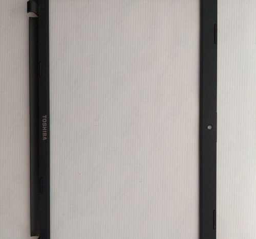 Рамка и топкейс для Toshiba Satellite C850