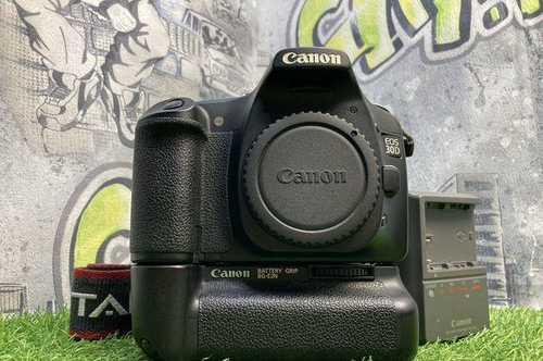 Canon EOS 30D + Canon Battery Grip BG-E2N