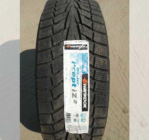 Hankook Winter I'Cept iZ 2 W616 235/40 R18 95T