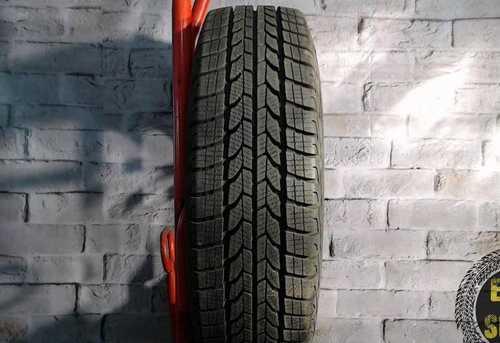 Goodyear UltraGrip Cargo 215/75 R16C 113R