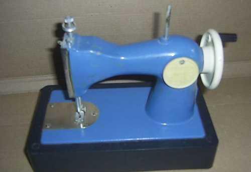 Детская швейная машинка дшм 1