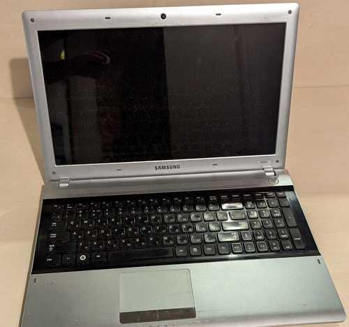 Ноутбук Samsung RV520-S08