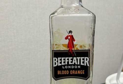 Пустая бутылка от джина Beefeater