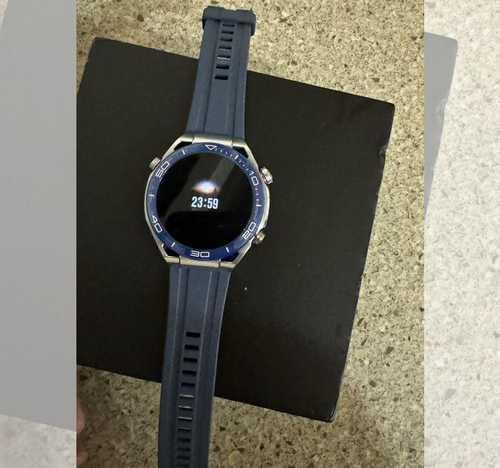 Huawei watch ultimate design