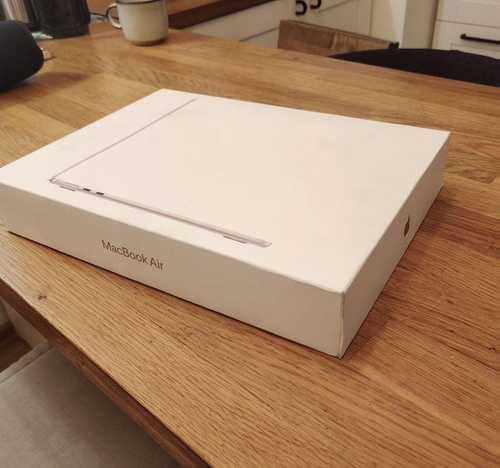 Коробка от apple macbook air 13.6' M3 2024