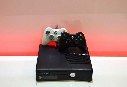 Приставка Xbox 360 Slim 250Gb + 2 джойстика + Игры