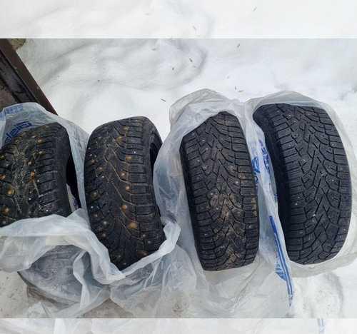 Gislaved NordFrost 100 215/65 R16