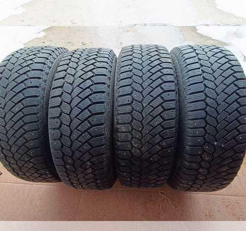 Gislaved Nord Frost 200 235/65 R17