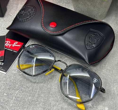 Солнцезащитные очки Ray Ban