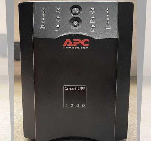 APC SMART UPS 1000