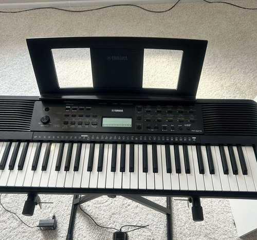 Синтезатор Yamaha PSR-E273 оригинал