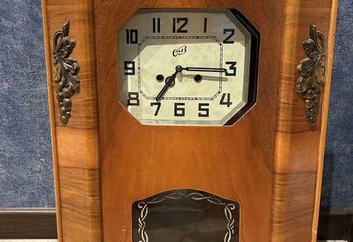 Антикварные настенные часы Янтарь 60-е гг