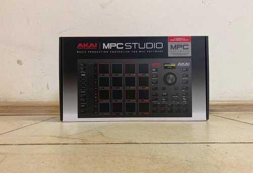 USB-midi-контроллер Akai MPC Studio 2