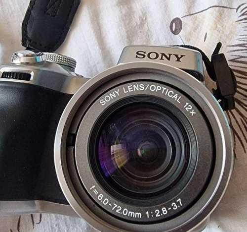 Цифровой фотоаппарат sony cyber shot DSC-H1