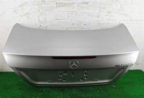Крышка багажника Mercedes Benz E-class W211 2004