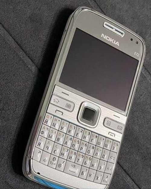 Телефон Nokia E-72