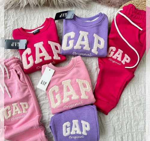 Спортивный костюм Gap