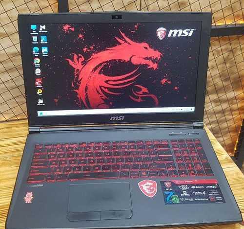 Игровой ноутбук MSI i7-7700hq 16G SSD HDD GTX1050T