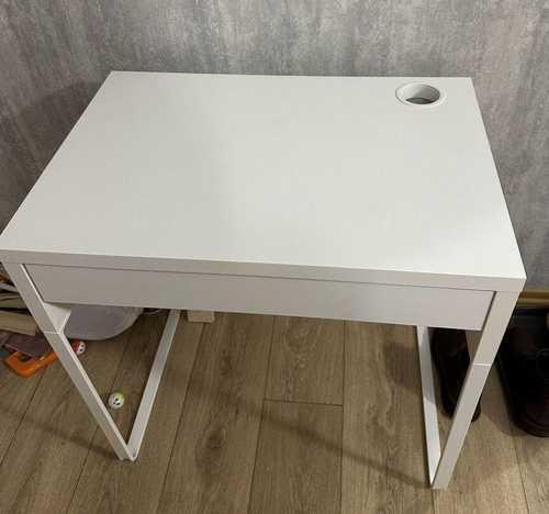 Стол IKEA mikke микке