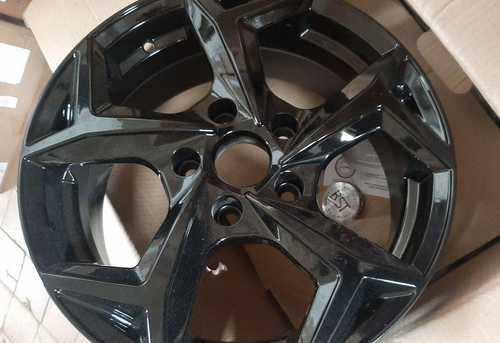 Диски RST 066 стояли на витрине R16