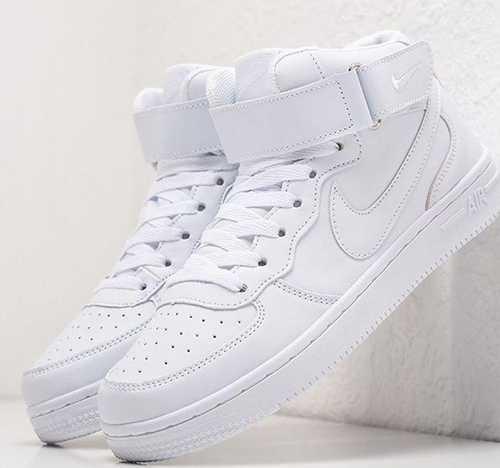 Кроссовки Nike Air Force 1 Mid