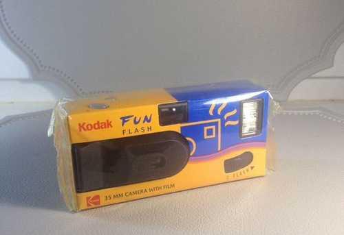 Kodak Fun Flesh 35 mm camera with film