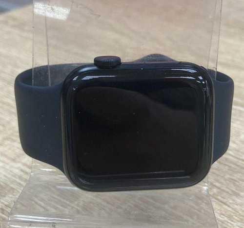 Часы apple watch se 44 mm