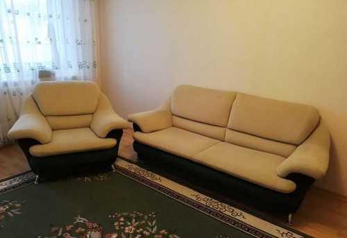 Комплект мягкой мебели (диван и кресло)