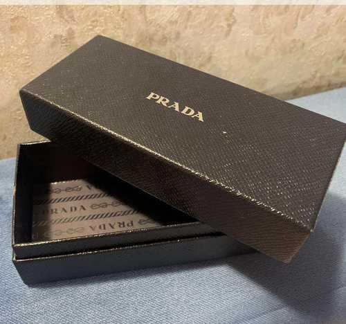 Коробка от очков Prada