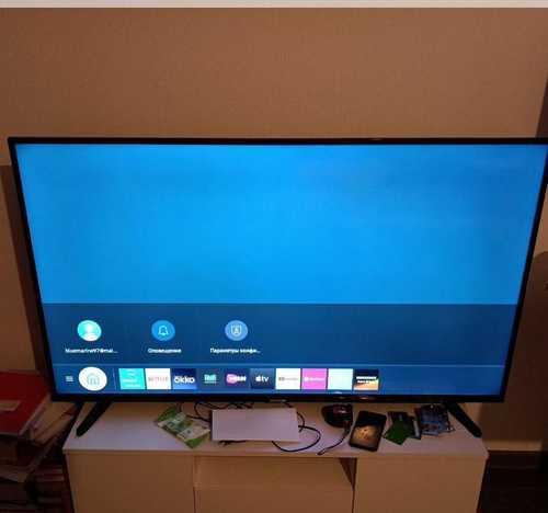 Телевизор Samsung 55" (138 см) UE55TU7002uxru