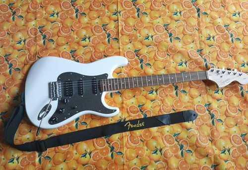 Гитара fender squier affinity stratocaster HSS LRL