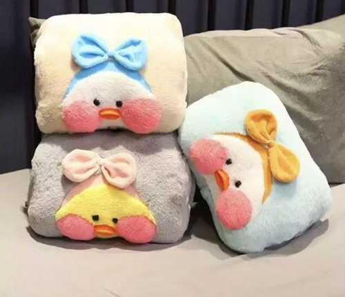 Мягкая игрушка утка подушка с пледом