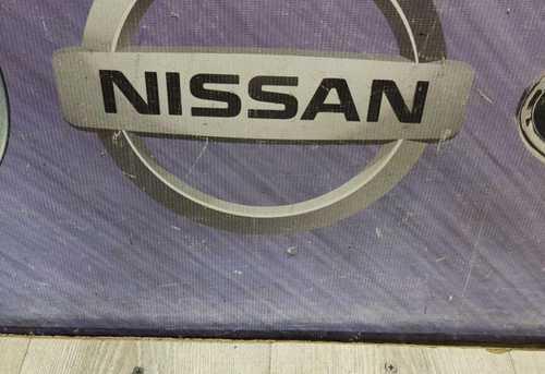 Эмблема задняя значок Nissan primera P12