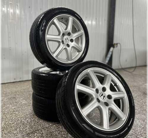 Диски r17 5x114.3 с резиной Honda Type S